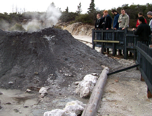 Mud Volcano : Hell's Gate : Rotorua : New Zealand : Travel : Lifestyle ...